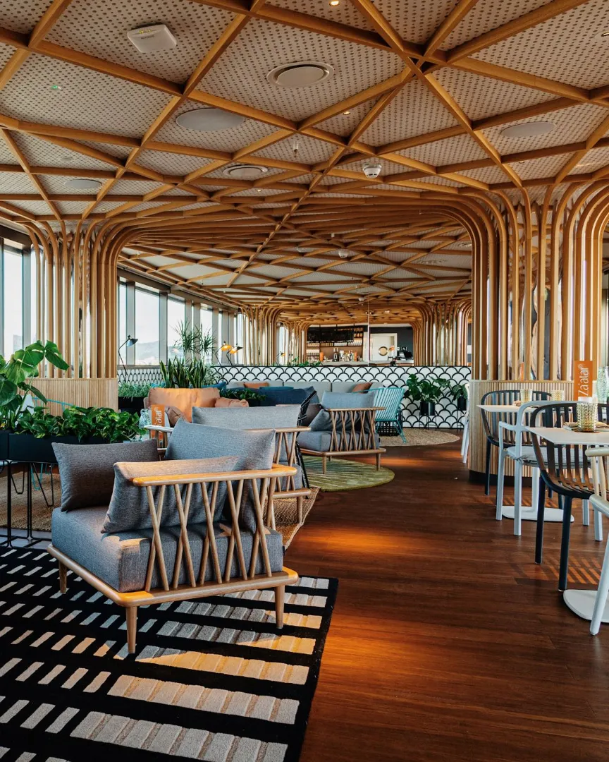 About Us | Labtwentytwo