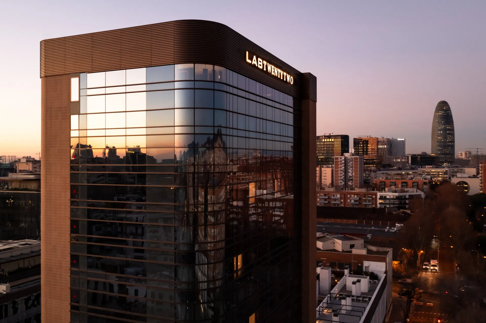 About Us | Labtwentytwo