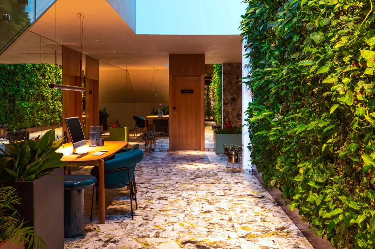 About Us | Labtwentytwo